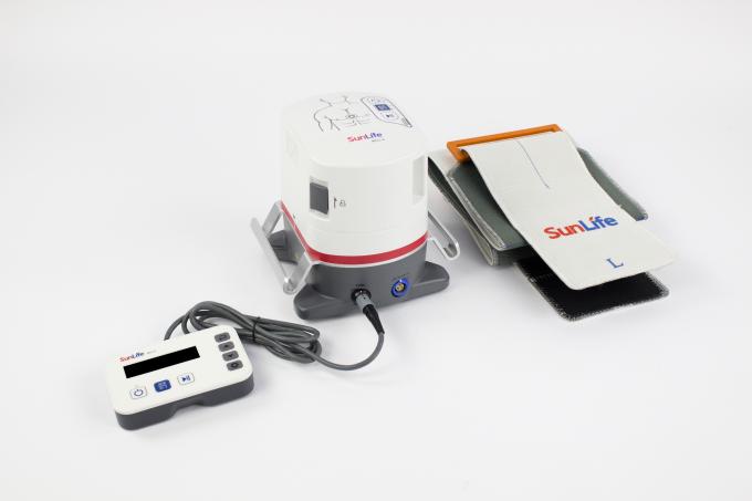 110-240V Emergency Services Cardiac Resuscitation Machine MCC-E1 With ...